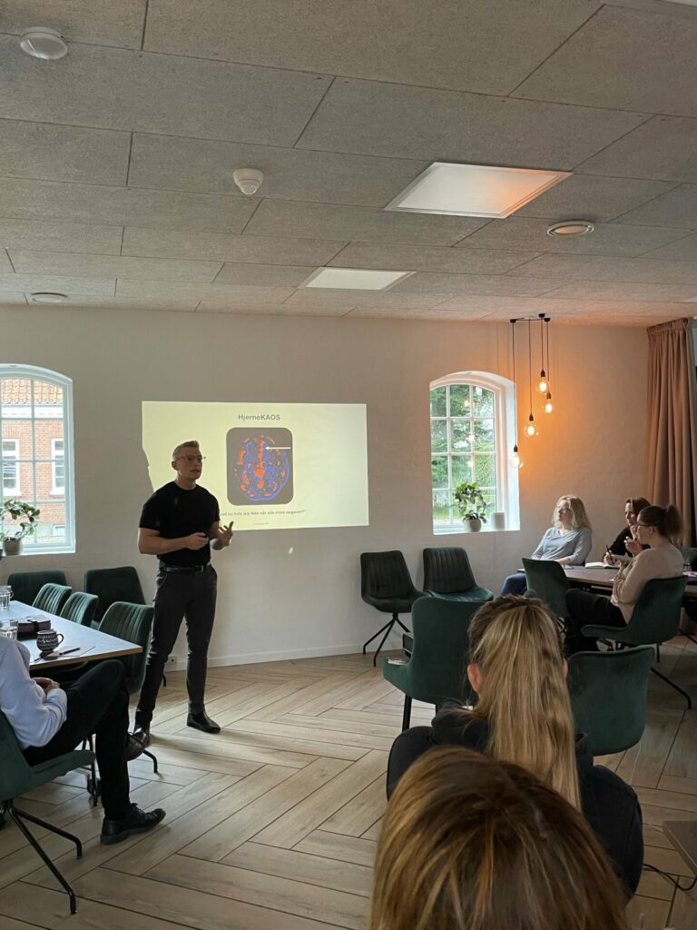 Indre uro og sitren i kroppen - Sådan håndterer du det